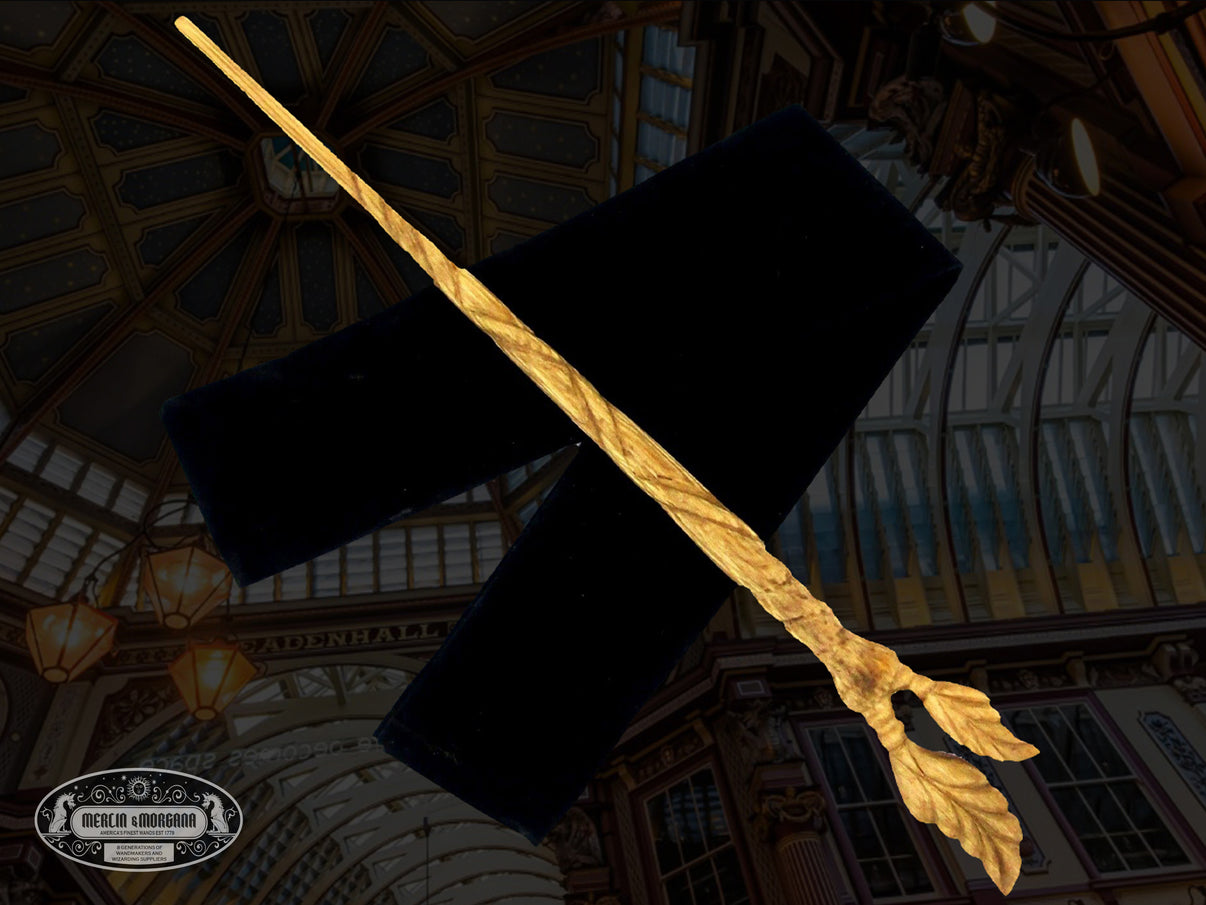 Evergreen Wood Wand – MerlinMorgana